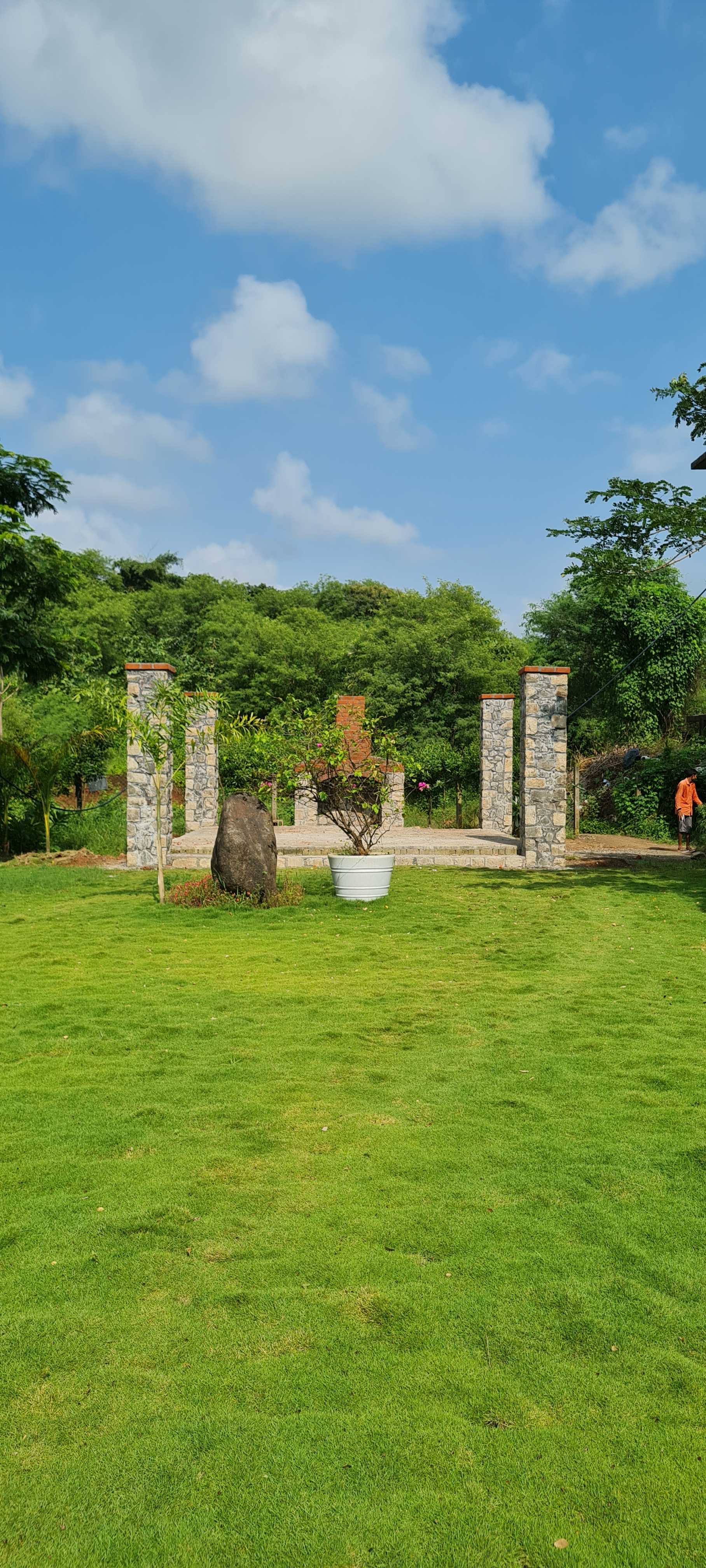 SPACESCAPE ARCHITECTS - Sthapati